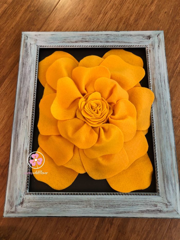 Makeover Monday - Felt Flower Tutorial - Crafty Wildflower